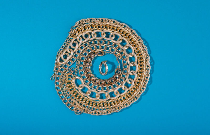 Circle Chain: Timeless Style for Every Occasion - Copper Chips